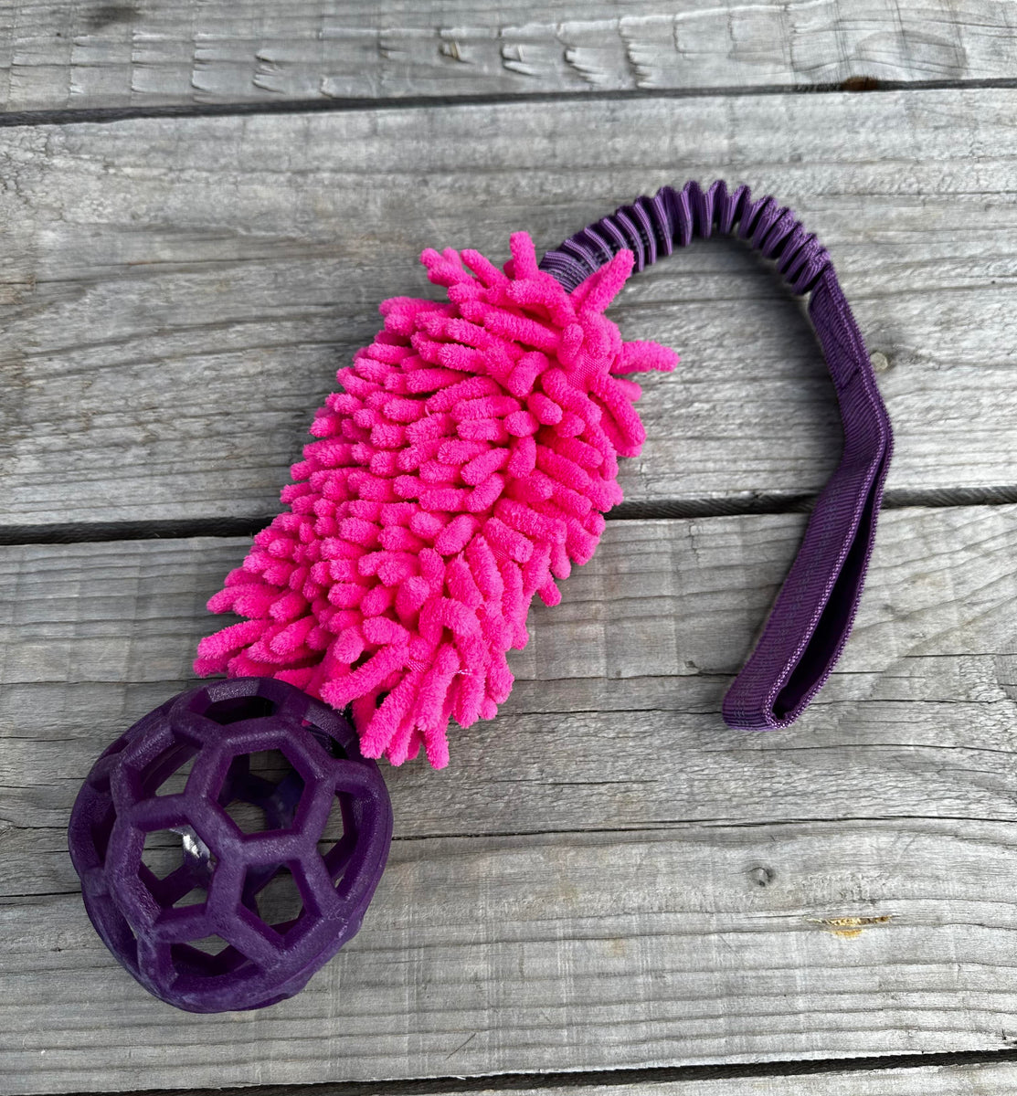 SALTY MUTTS - HOLEY MOLEY BUNGY BALL WITH MOP – Einzweck Dogquip